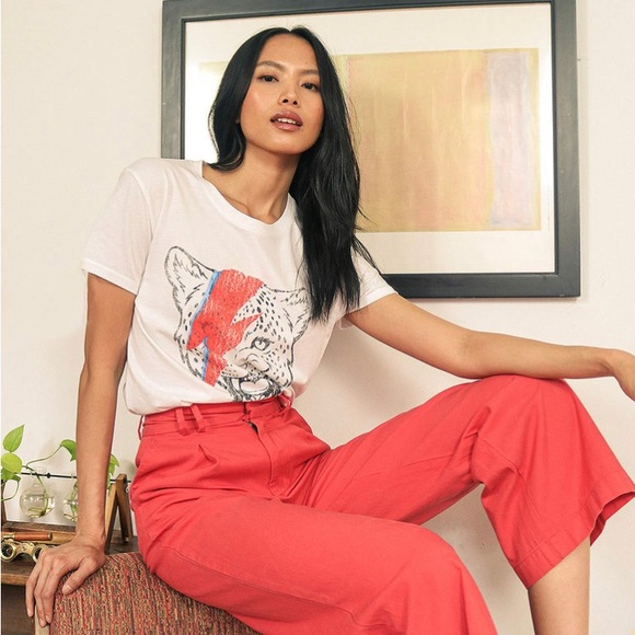 Lulus | Tops | Lulus Lightning Cheetah White Tee | Poshmark